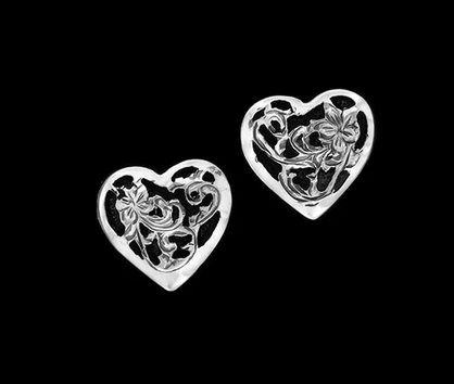 Vogt Lydia Heart Earrings | Corral Western Wear